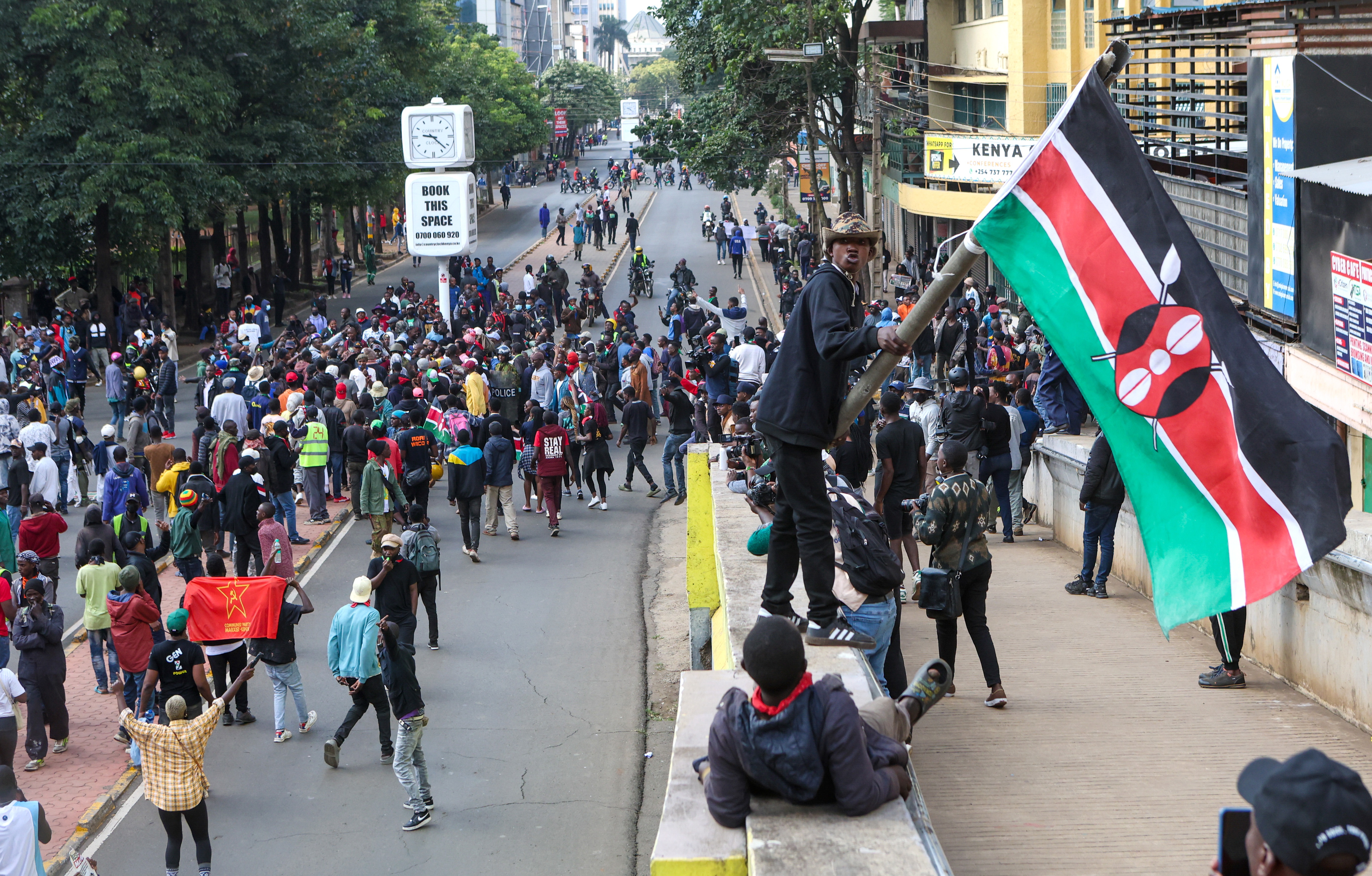 At least 10 people hospitalized with gunshot wounds in Nairobi protests