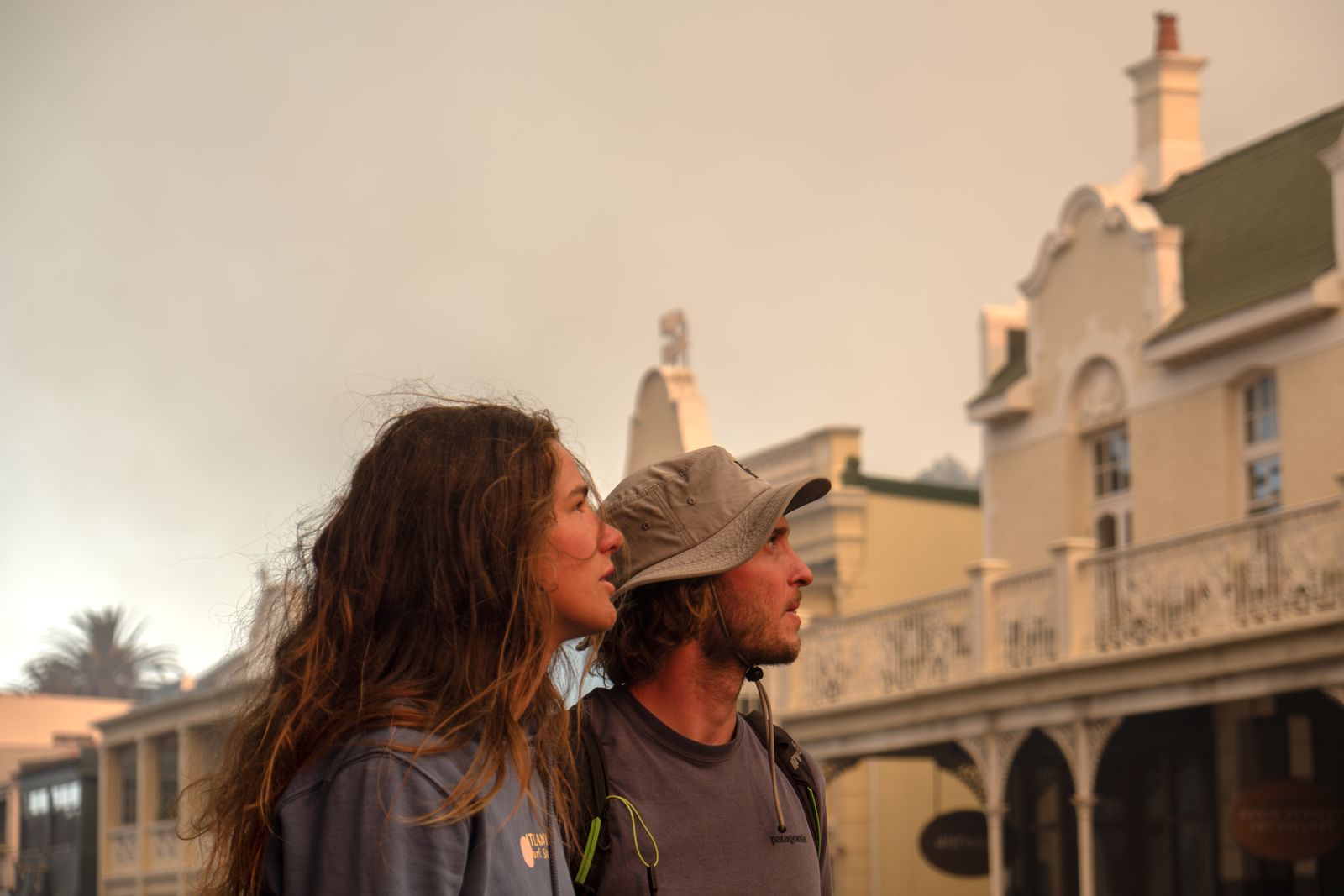 Photo Essay: Simon’s Town blaze sweeps over mountain as firefighting ...