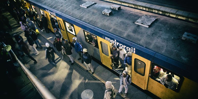 Update: Which Metrorail lines in Cape Town remain closed?