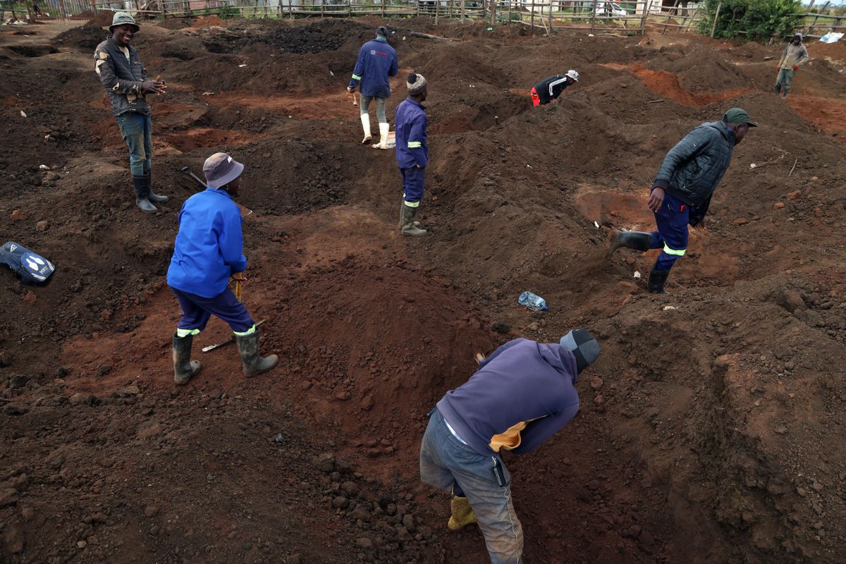 Gold fever hits Gugulethu: Residents dig up a kraal in Springs