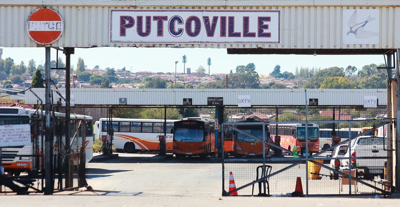Putco fuel shortage leaves 230,000 Joburg commuters stranded