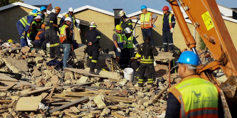 With 38 still missing, George building rescuers switch to large machinery