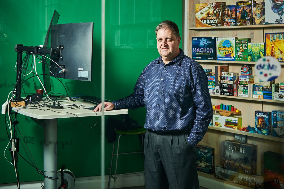 Stifling oppression with education on the border of two worlds