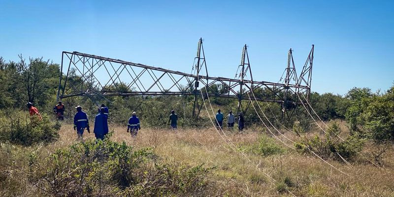 Tshwane collapsed pylons: 48 hours in the dark and counting