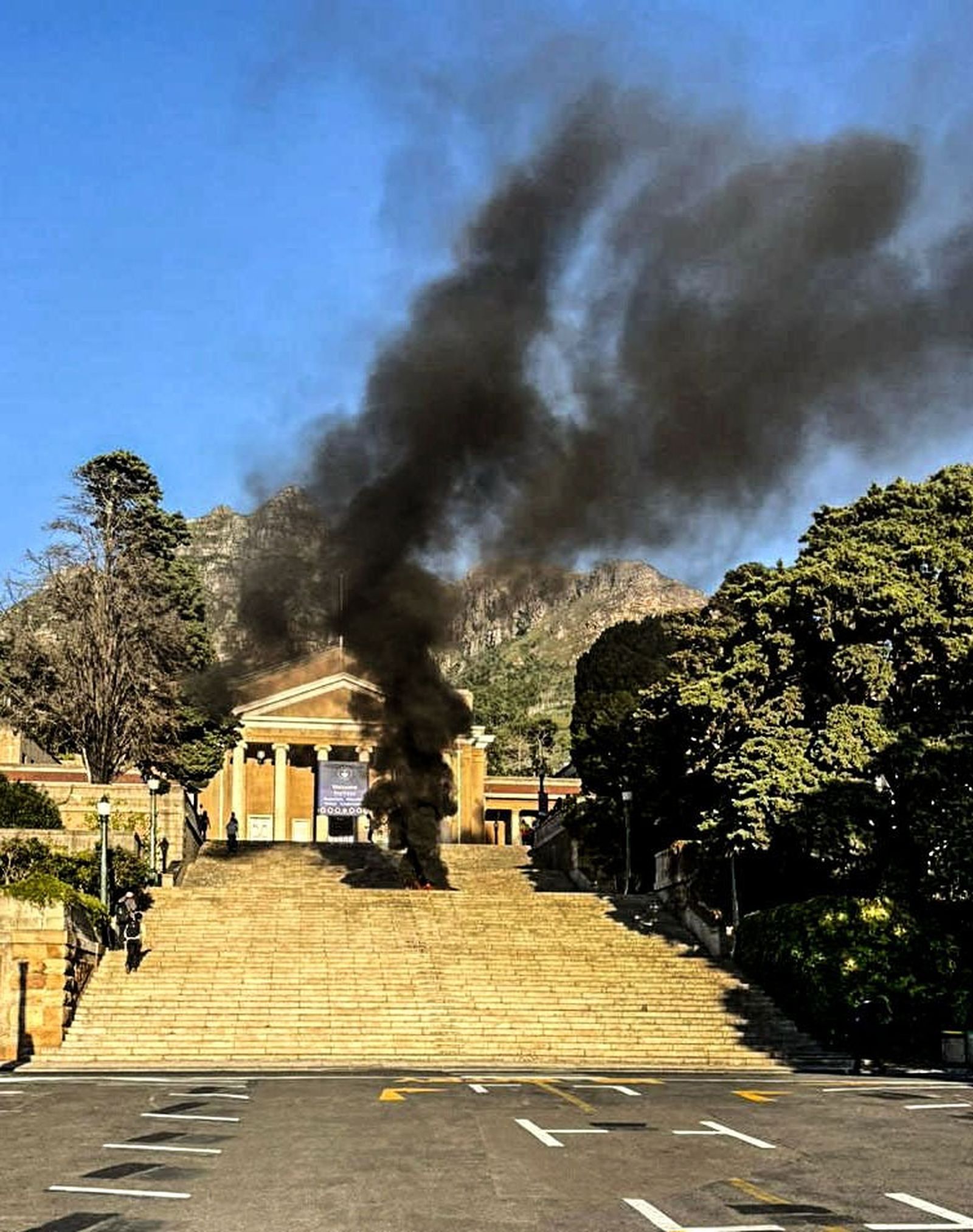 Protests over fee blocks disrupt studies at UCT
