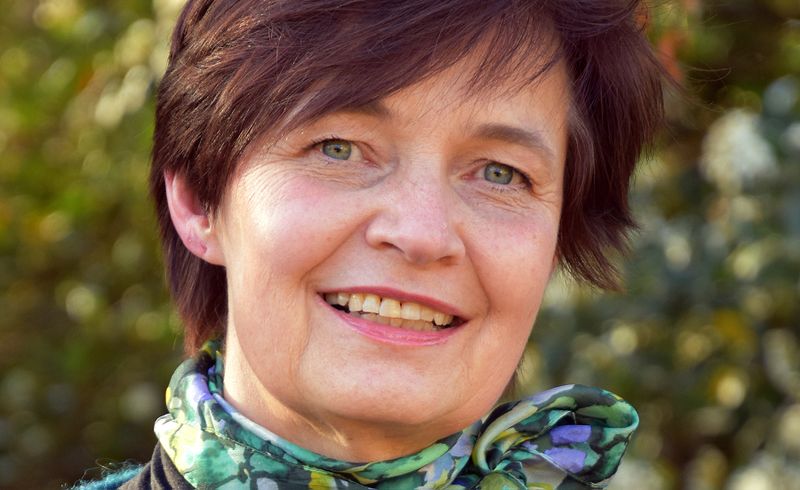 Psychiatrist Lesley Robertson — striving for balance and pushing for ...