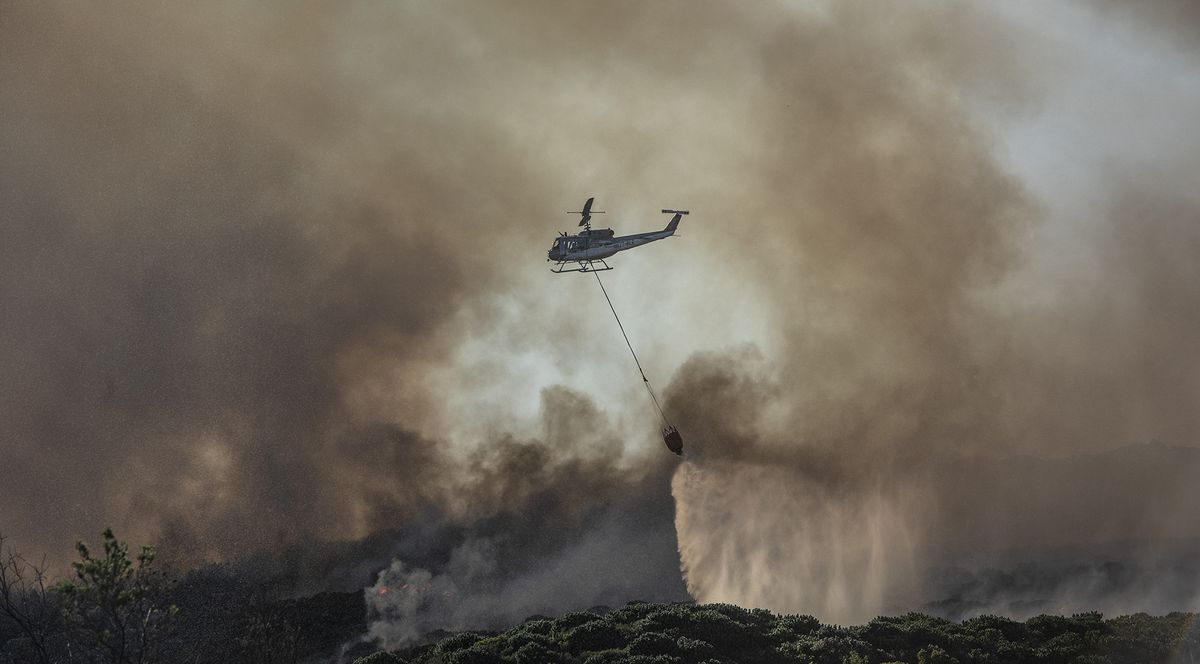 Yellow angels: Table Mountain’s firefighting helicopters