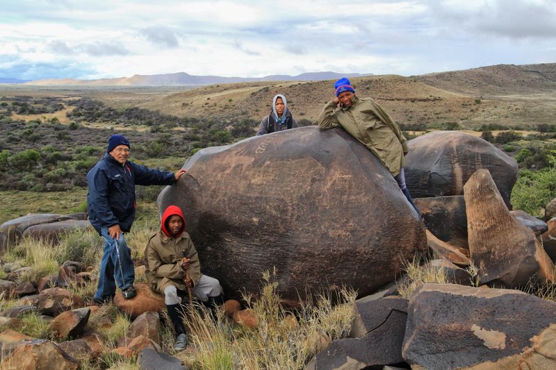 Nelspoort rock art and songs in the stone hills of the Karoo