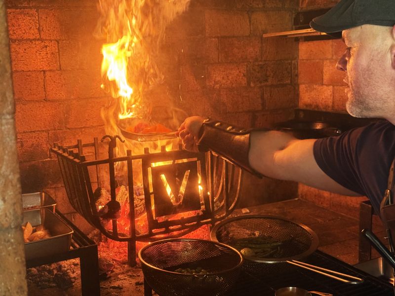 VUUR: A fiery bro-fest redefines what a restaurant can be