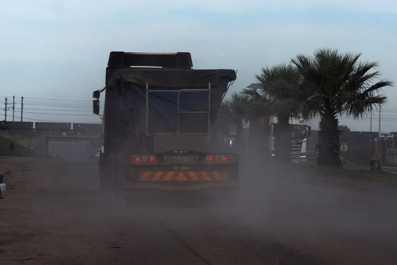 Manganese dust levels trigger healtH, legal warnings in NMB