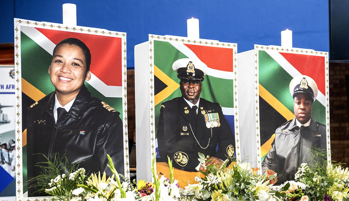 Hawks receive board of inquiry report on Kommetjie submarine tragedy ...