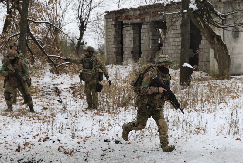 Ukraine detains Russian 'mole' in special forces, security service says