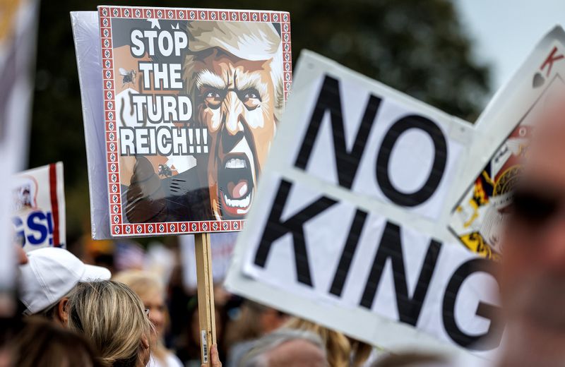 How to protect Antifa against the madness of King Donald — a radical idea