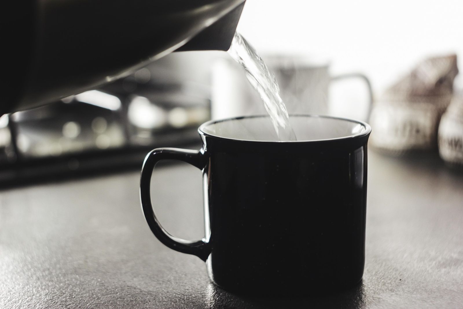 Will drinking hot water help me lose weight, clear my skin or treat cramps?