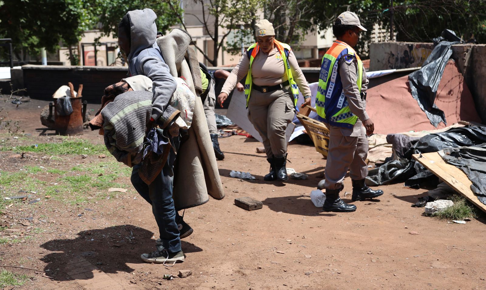 Homeless told to 'go home' as City of Joburg clears the streets for G20 ...