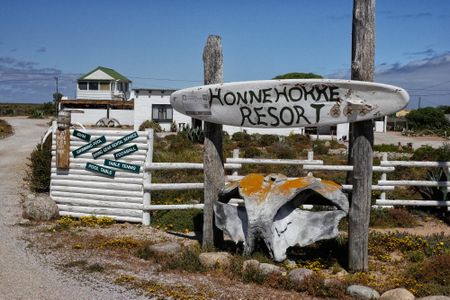 Hondeklip Bay: essential travels to historic seaside village