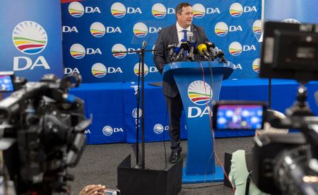How Steenhuisen broke key DA rule and successor’s tough job