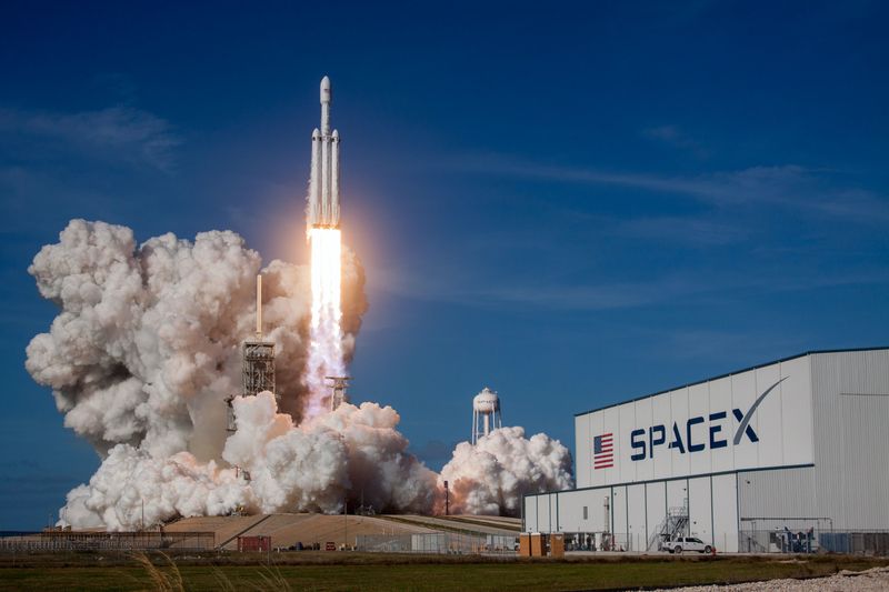 The new Space Age — game of the hyper-rich