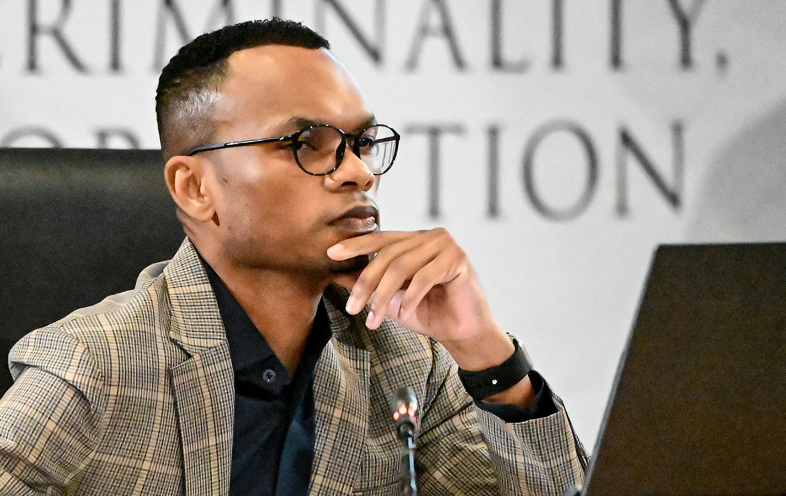 Mnisi: Nkosi ‘like a brother’ but no lines crossed