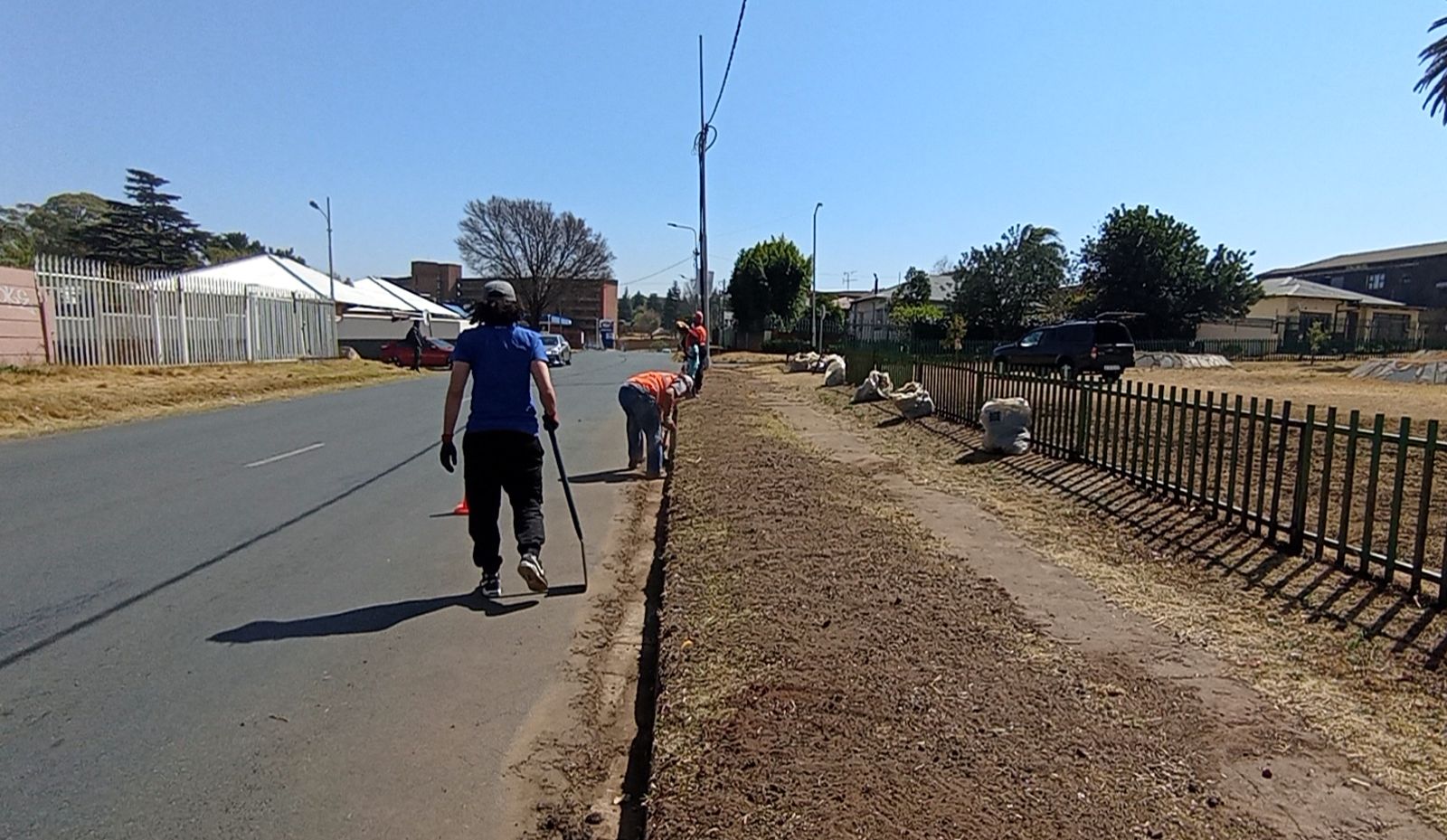 Communities repair roads, water and power in DIY revolution as City of ...