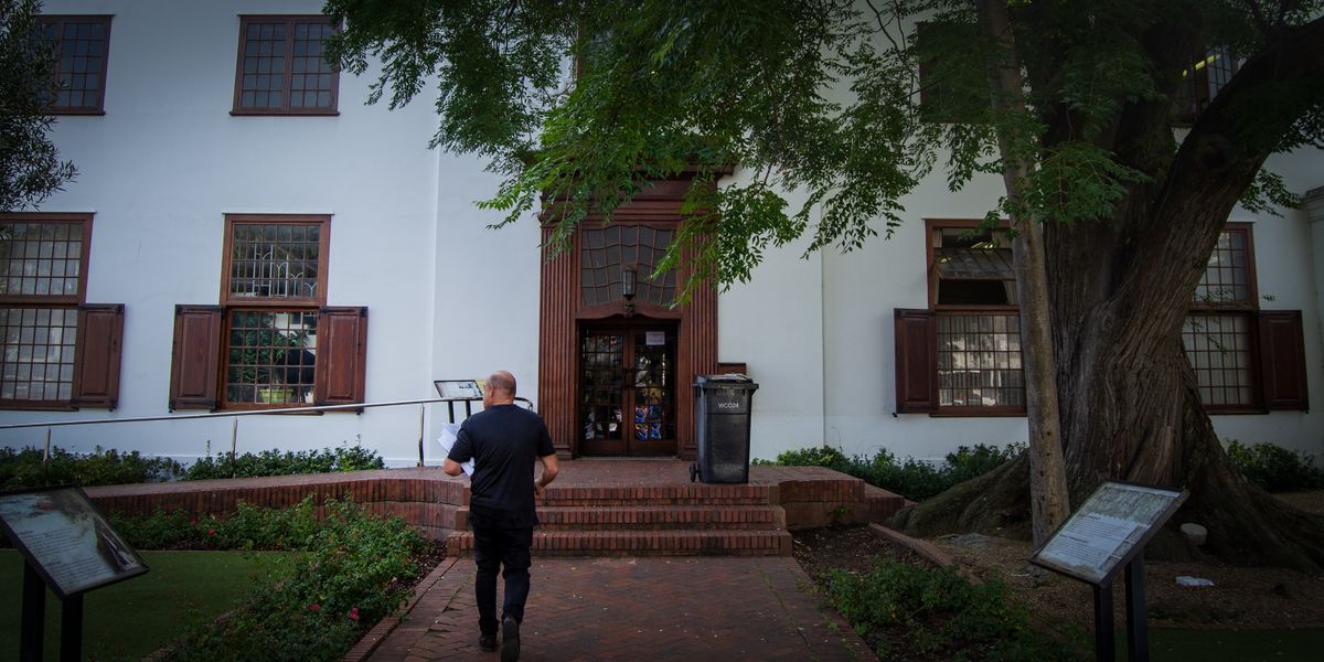 W Cape library headache persists five months after system crash