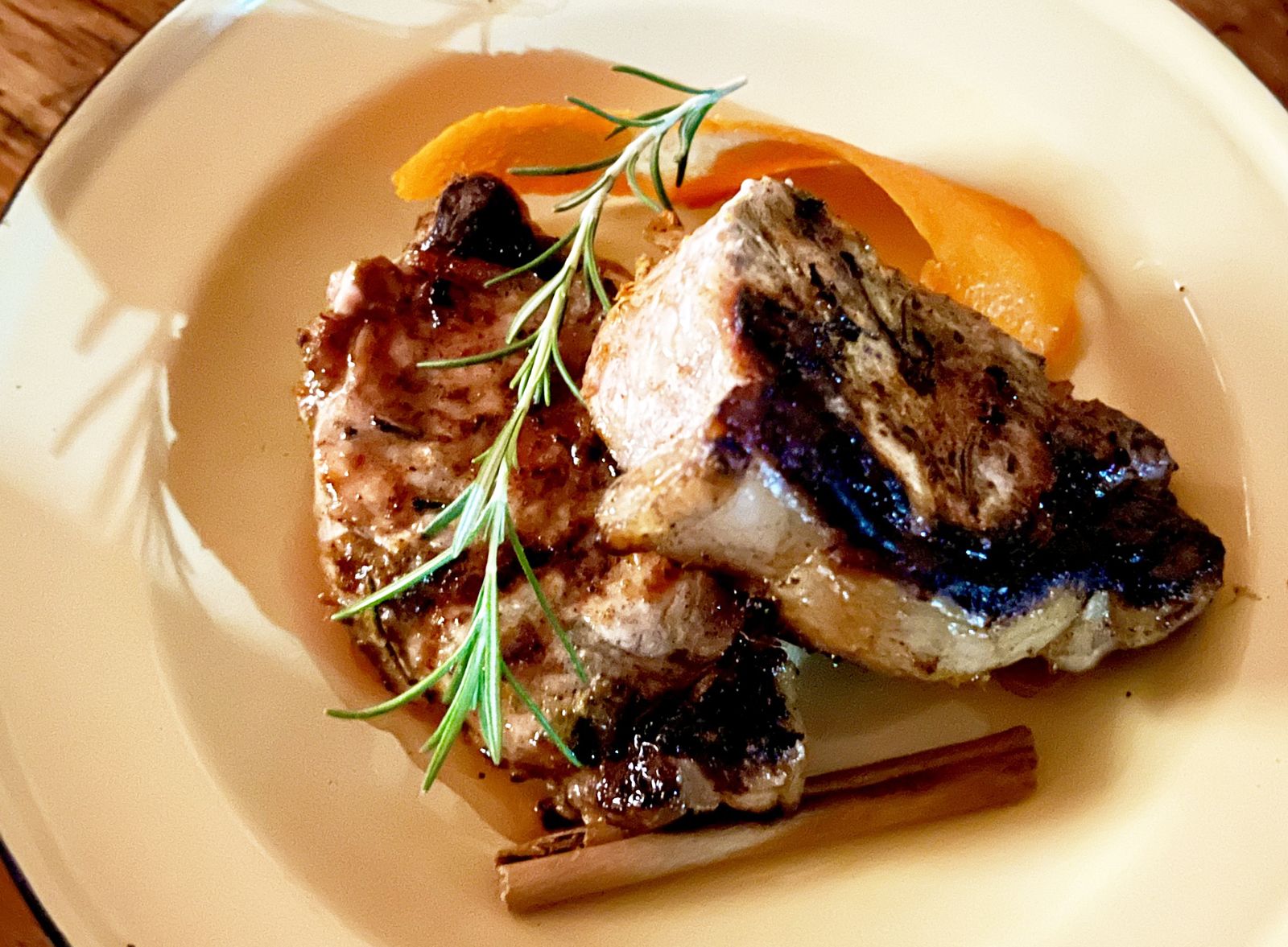 Deboned pork loin chops on the braai with orange, rosemary and cinnamon