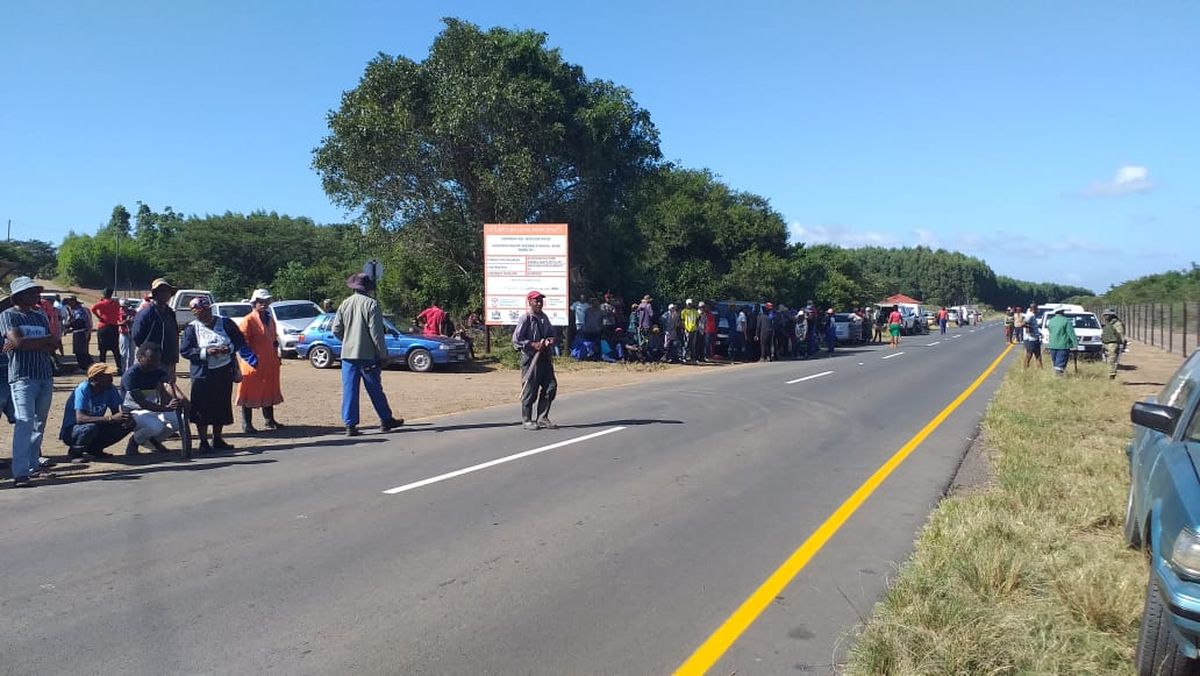 iSimangaliso World Heritage Site boundary fence hacked down in new land ...