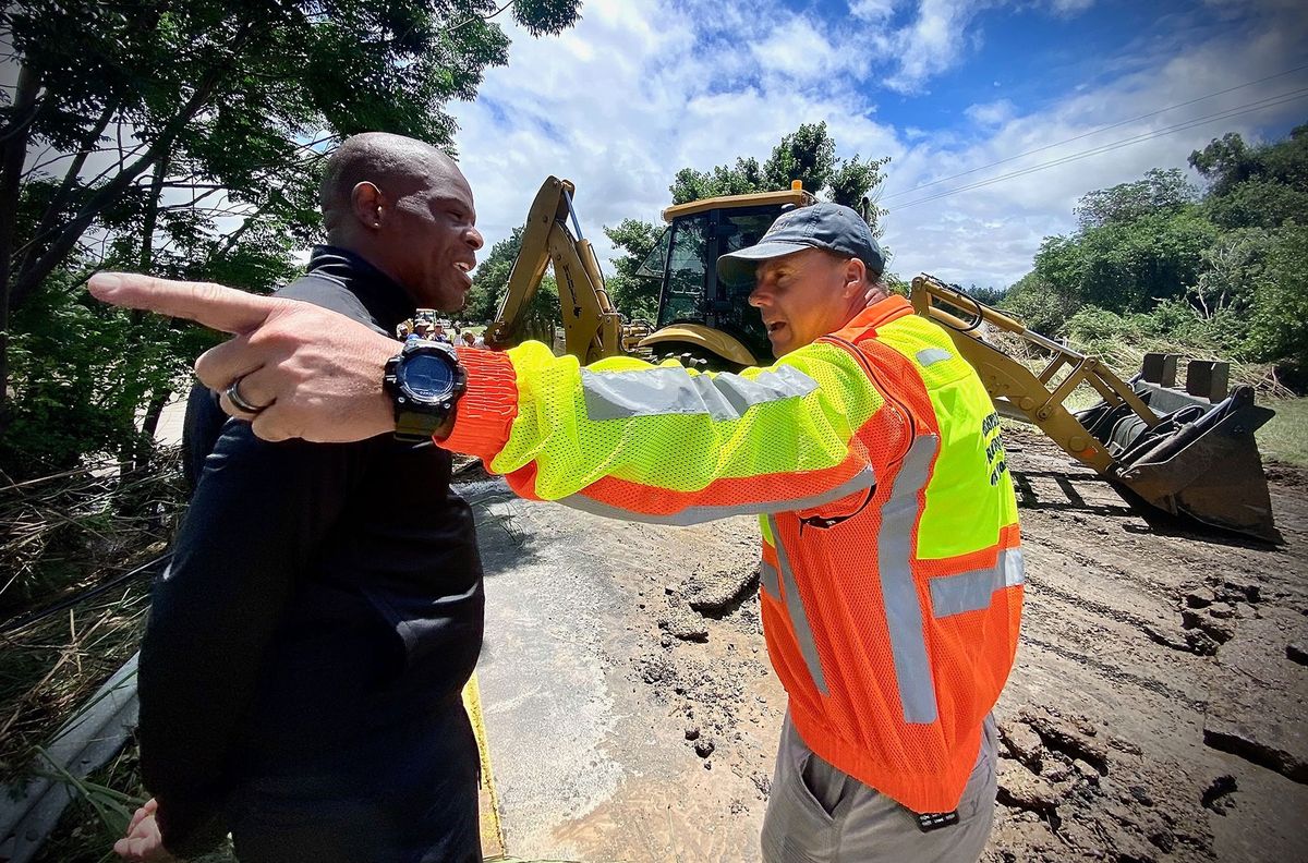 When the rivers rose, they stayed - how Hoedspruit’s volunteers became ...