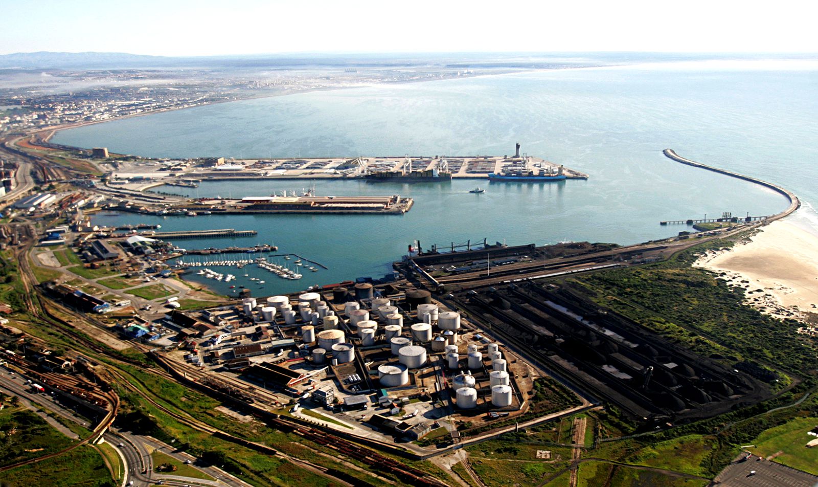 E Cape launches pioneering Oceans Economy blueprint for maritime growth