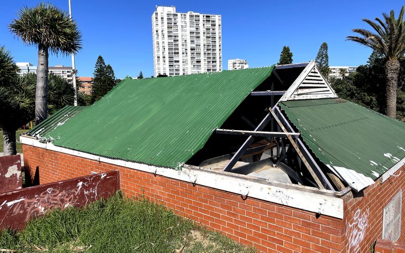 Nelson Mandela Bay’s beachfront decay chips away at tourism, jobs and ...