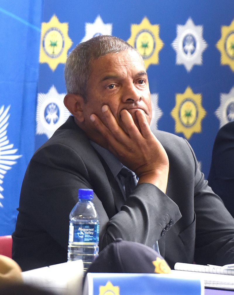 Ex-cops face death threats, but say bosses abandoned them